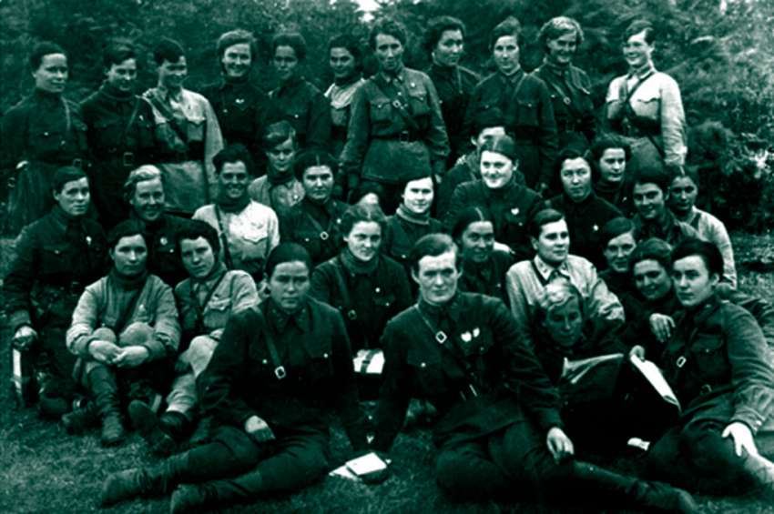 Who Were the Night Witches? - Traveling Boy