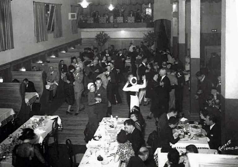 Caesar Cardini’s Iconic Caesar Salad: Traveling Boy