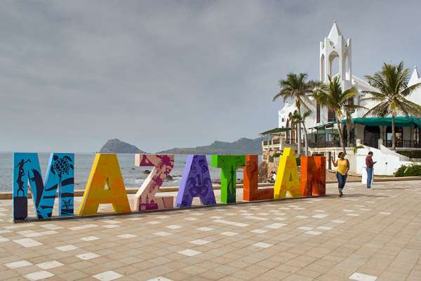 Romancing Mazatlan, Mexico's West Coast: Traveling Boy